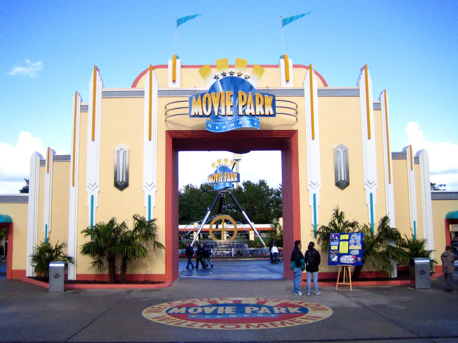 Movie Park Germany 2025: Ihr Guide zu Öffnungszeiten & Attraktionen