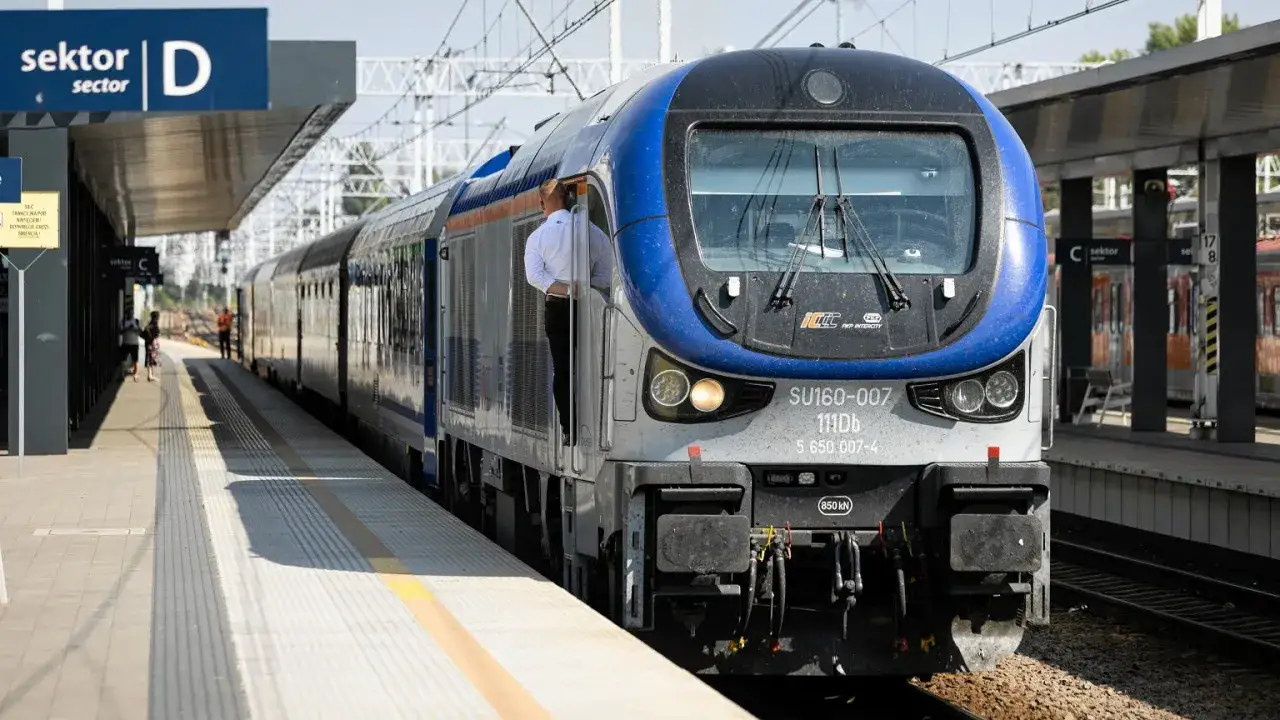 Bilet weekendowy PKP Intercity - Zasady, cena i jak uniknąć błędów